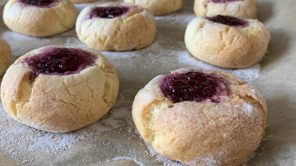 Gluten free raspberry buns | Coeliac by Design